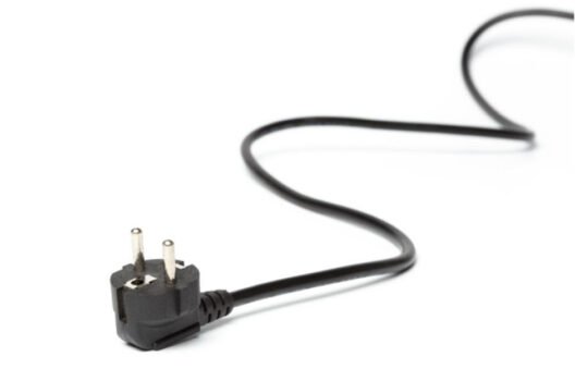 Power Cords vs Extension Cords: What's The Difference?